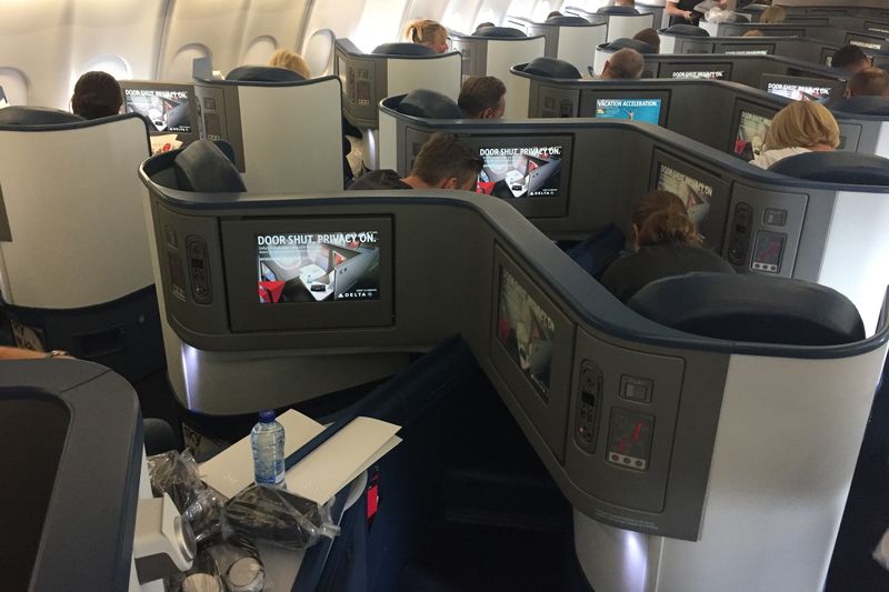 Innenraum Eines Reisebusses Von Delta Airlines