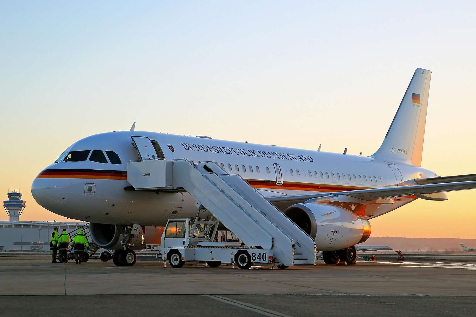 Flugbereitschaft bricht Überführungsflug ab