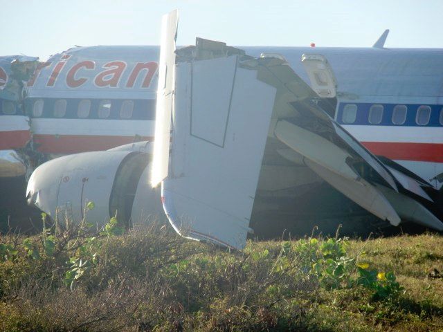 Verletzte nach Unfall einer Boeing 737-800 in Jamaika