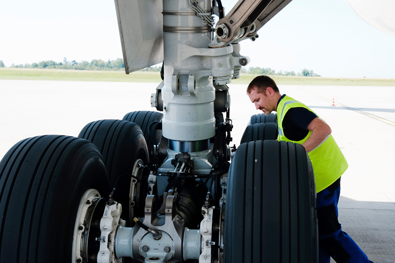 Haitec sucht am Flughafen Hahn 100 weitere Mitarbeiter