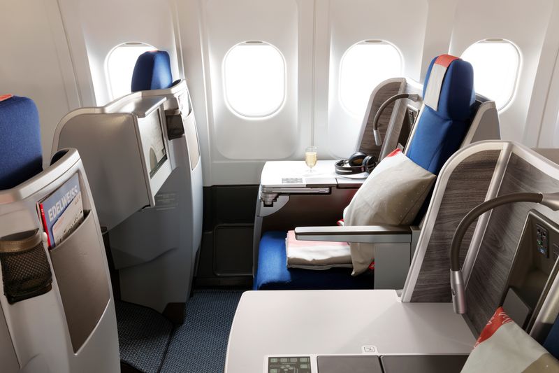 Edelweiss: A340 bekommen neue Kabinen